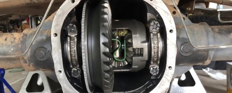 Trac-Lok Differential Rear Axle Explained (2023 Updated)